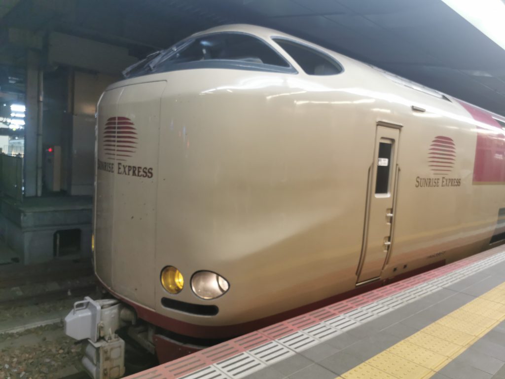 Sleeper train in Japan. - 公益社団法人科学技術国際交流センター|グローバルに交流をサポートする